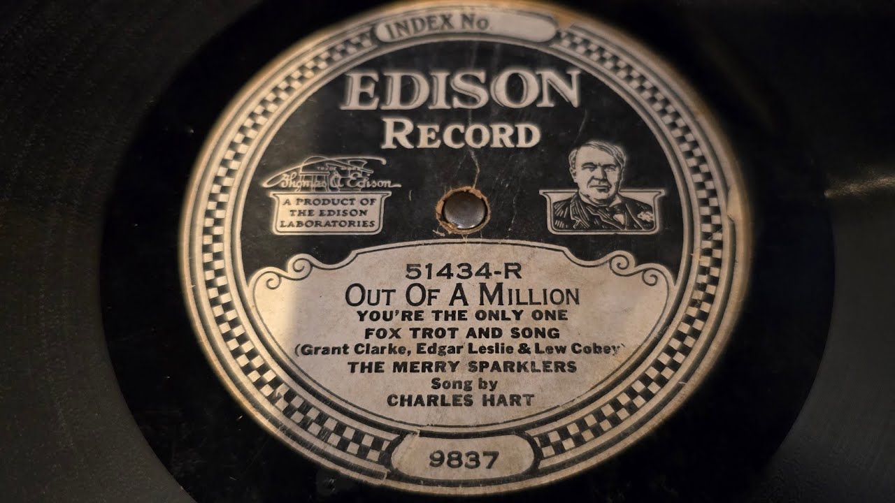 Edison C-250 Playing One of a Million, The Merry Sparklers - YouTube
