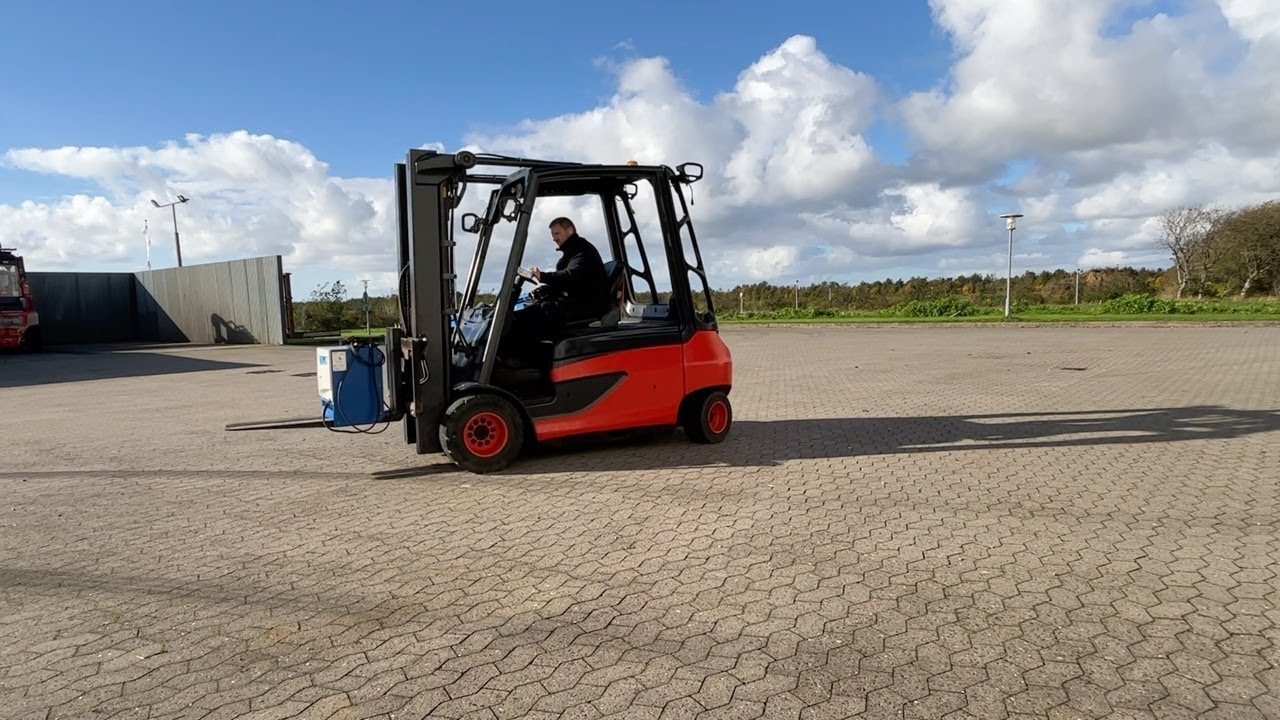 Køb El truck Linde E35L-01 på Klaravik - YouTube
