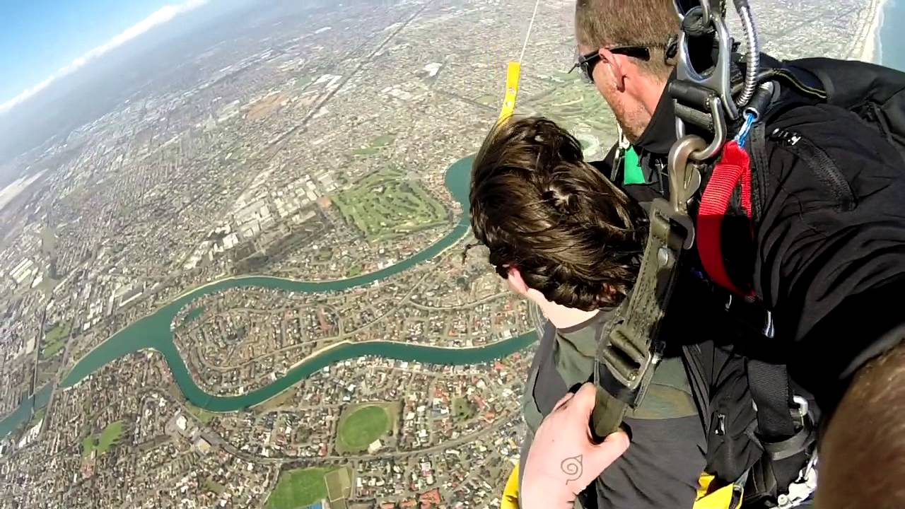 Jacob Glynn at Coastal Skydive - YouTube