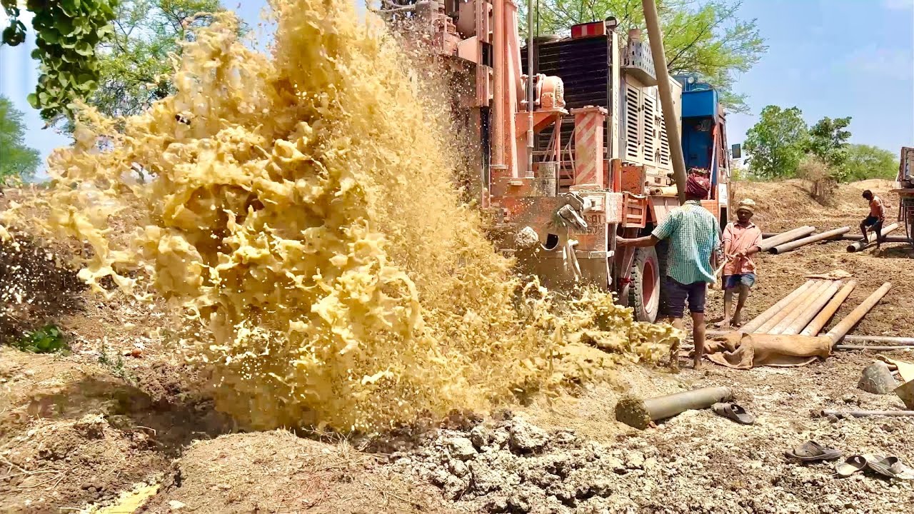 Borewell drilling 20 hp water in 240 Feet depth With coconut water ...