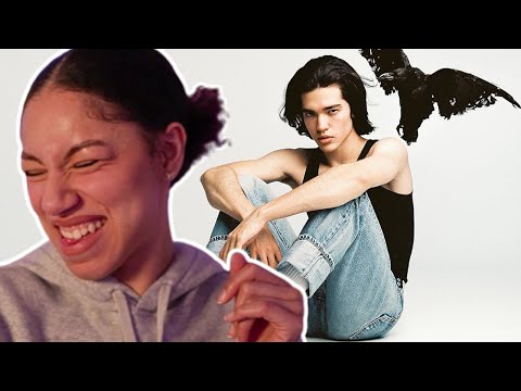 Ich höre zum ersten Mal „Kid Krow“ von Conan Gray.