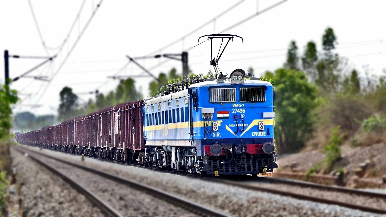 EXTREMELY RARE !! FRONT PANTOGRAPH UP WAG 7 : Indian Railways - YouTube