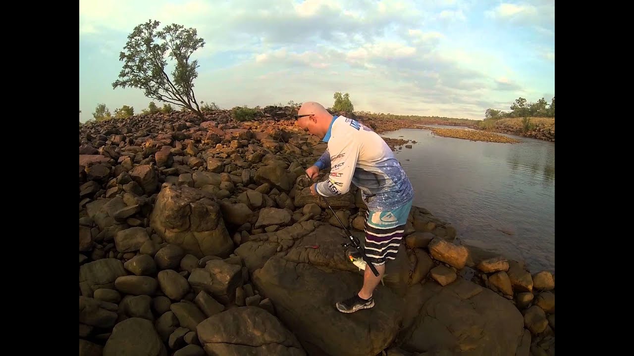 Kalumburu shore fishing - Gorge 3 - YouTube