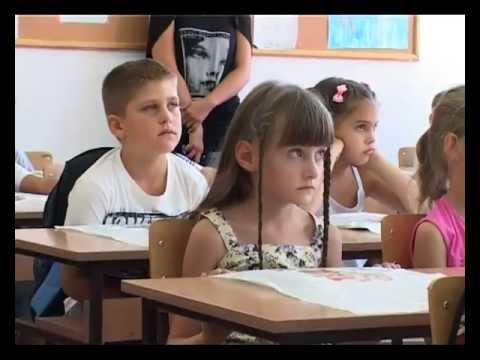Predsednik Opstine Ub obisao sve maticne skole u Opstini Ub - YouTube