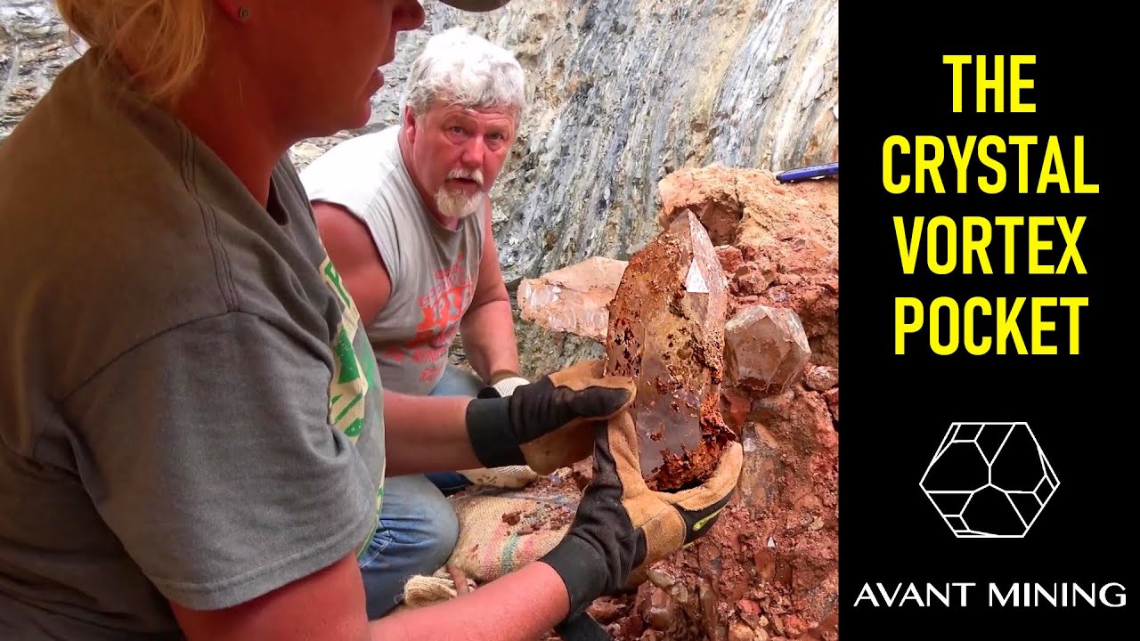 How PROS Mine Quartz! (The "Crystal Vortex" Pocket) - YouTube