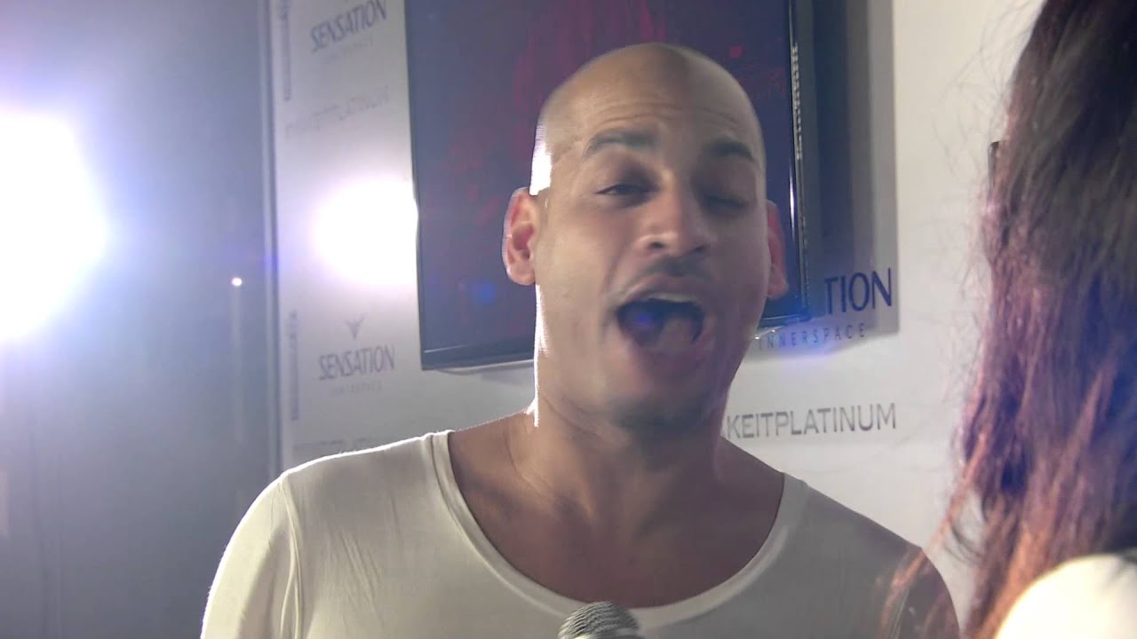 JEREMY HASSELL & JESSICA BAETZ HOSTING BUD SENS 2012 - YouTube