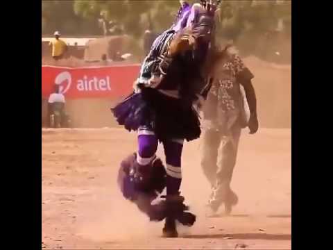 THE TWERK QUEEN👸 She is the fastest😱