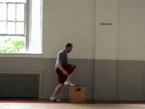 counter movement jump onto box.wmv - YouTube