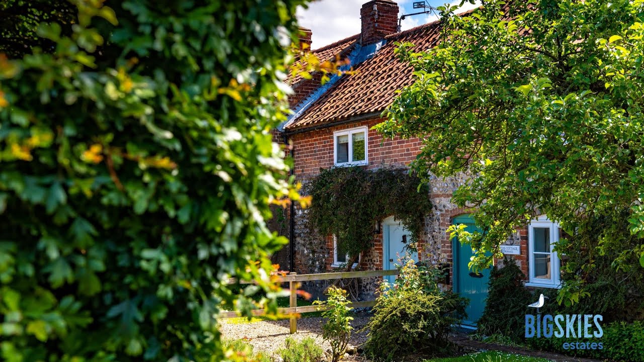 Pen Cottage, Little Thornage - YouTube