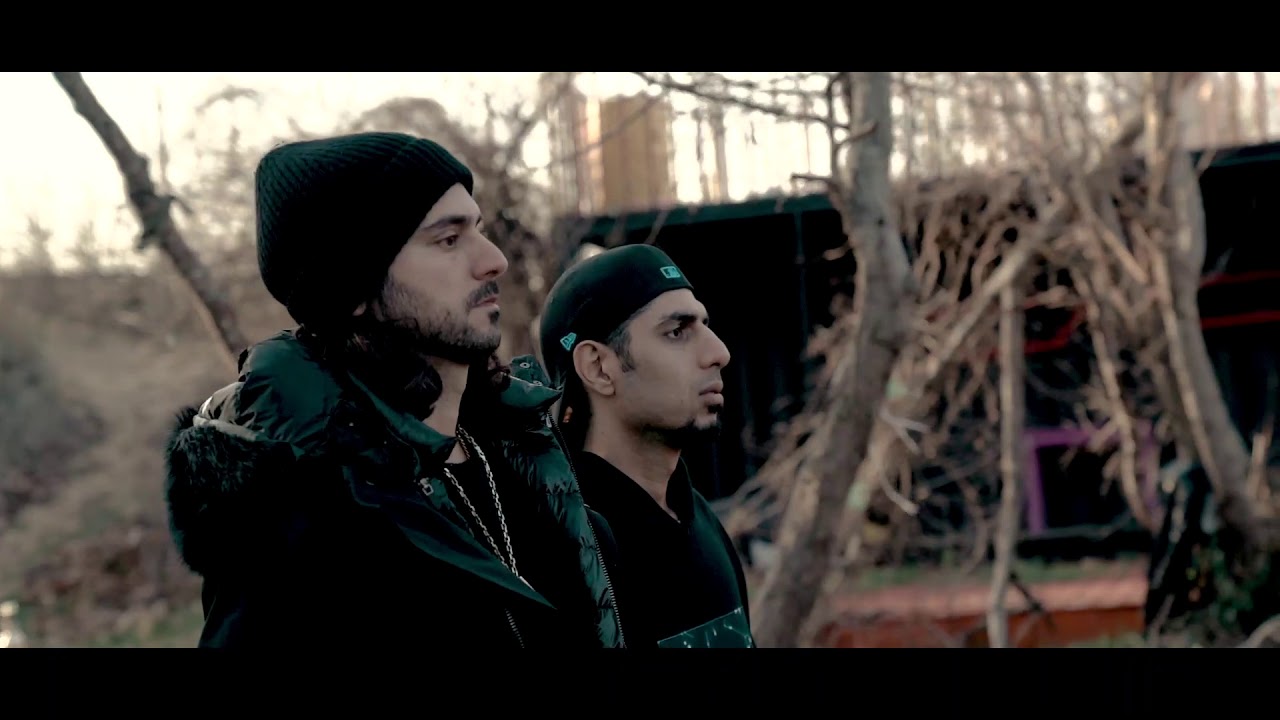 Erfan Paydar X Reza Pishro - Roshan - YouTube