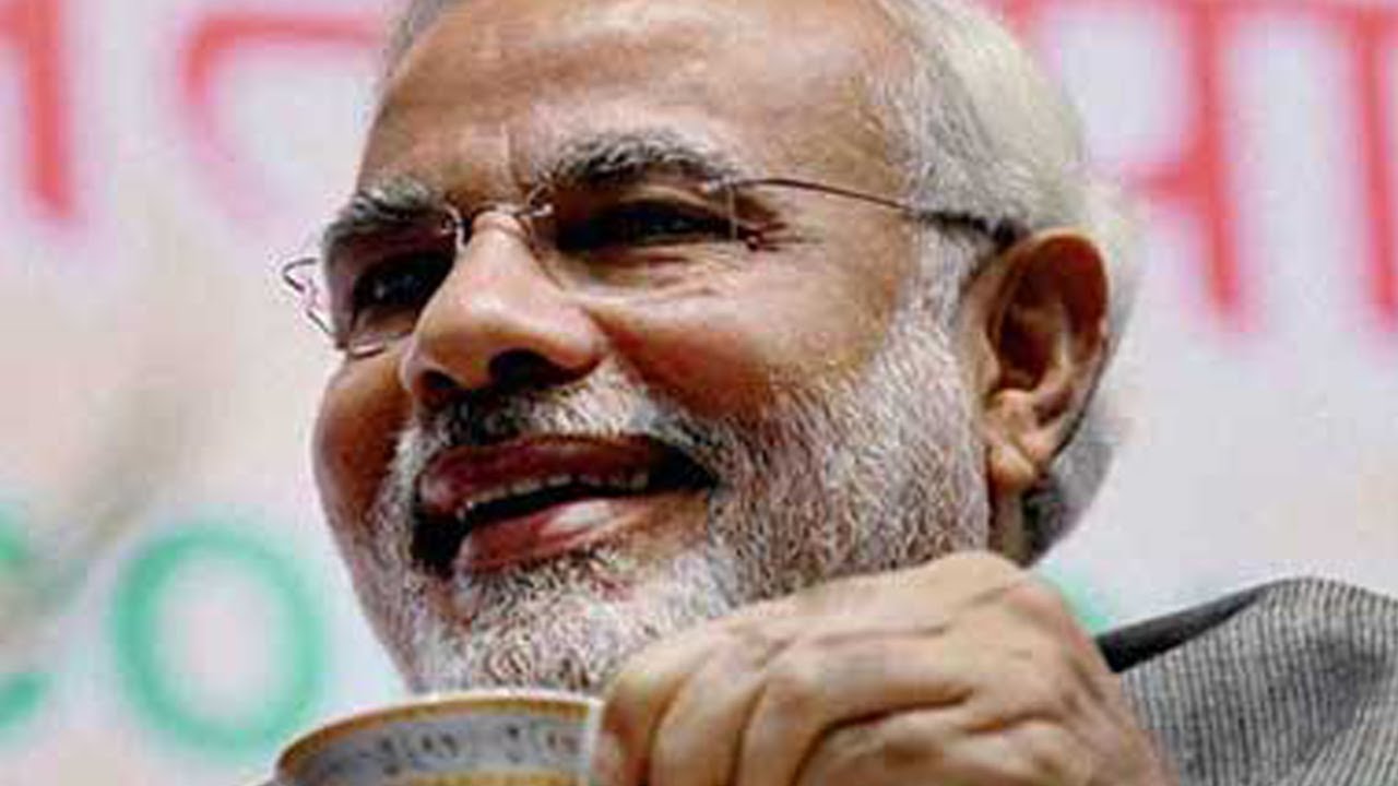 India 360: 'Chai Pe Charcha' with Narendra Modi - YouTube