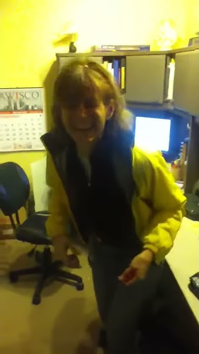 Moms First Ipod Youtube