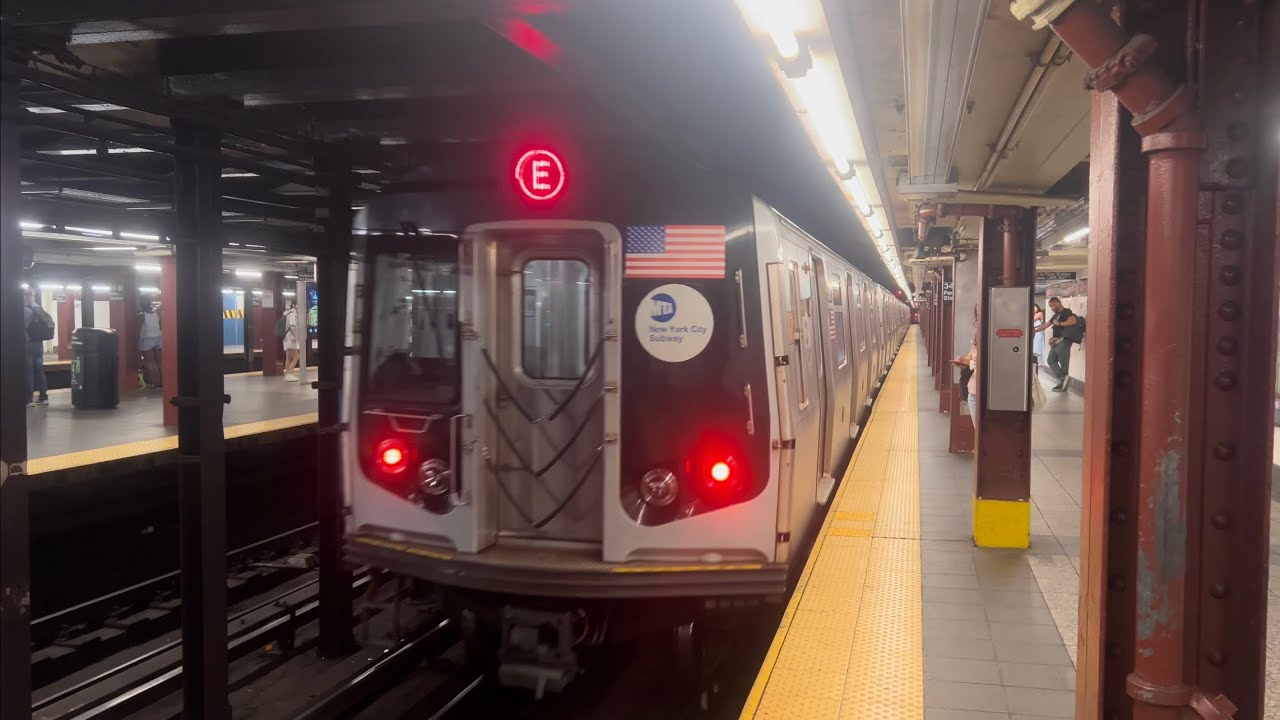MTA NYCT: A, C, and E train action at 34th Street-Penn Station - YouTube