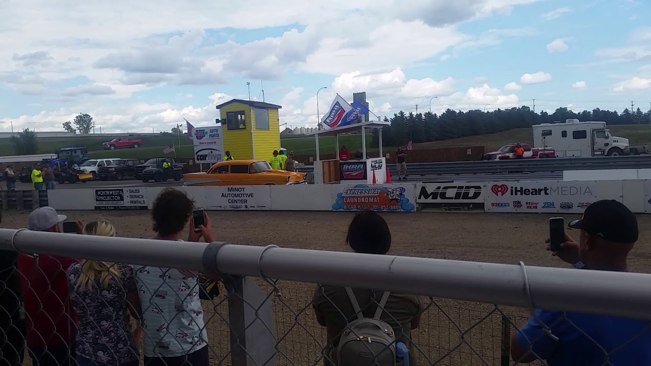 Jeff Lutz first run minot drag strip - YouTube