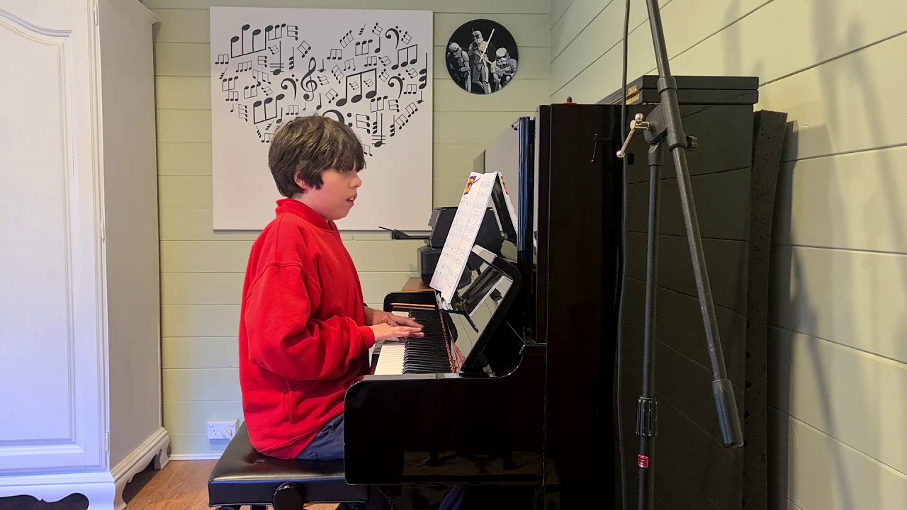 Lachlan Duncan - Spanish Cabellero - YouTube