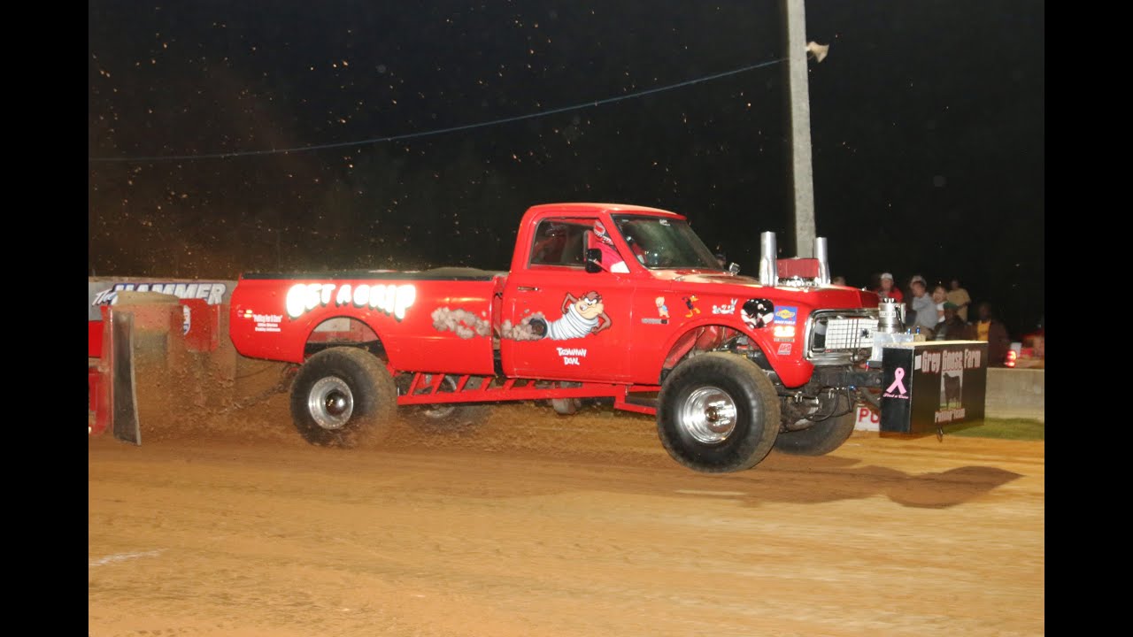 6400 Pro Stock 4x4 Trucks Pulling at Millers Tavern September 27 2014 ...