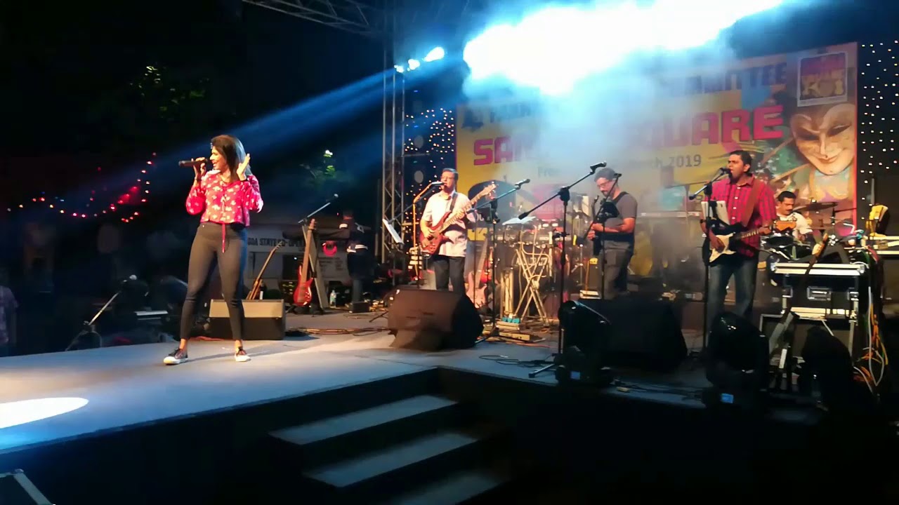 Goan Band Cascades cover " Better when im dancing" at the Samba Square ...