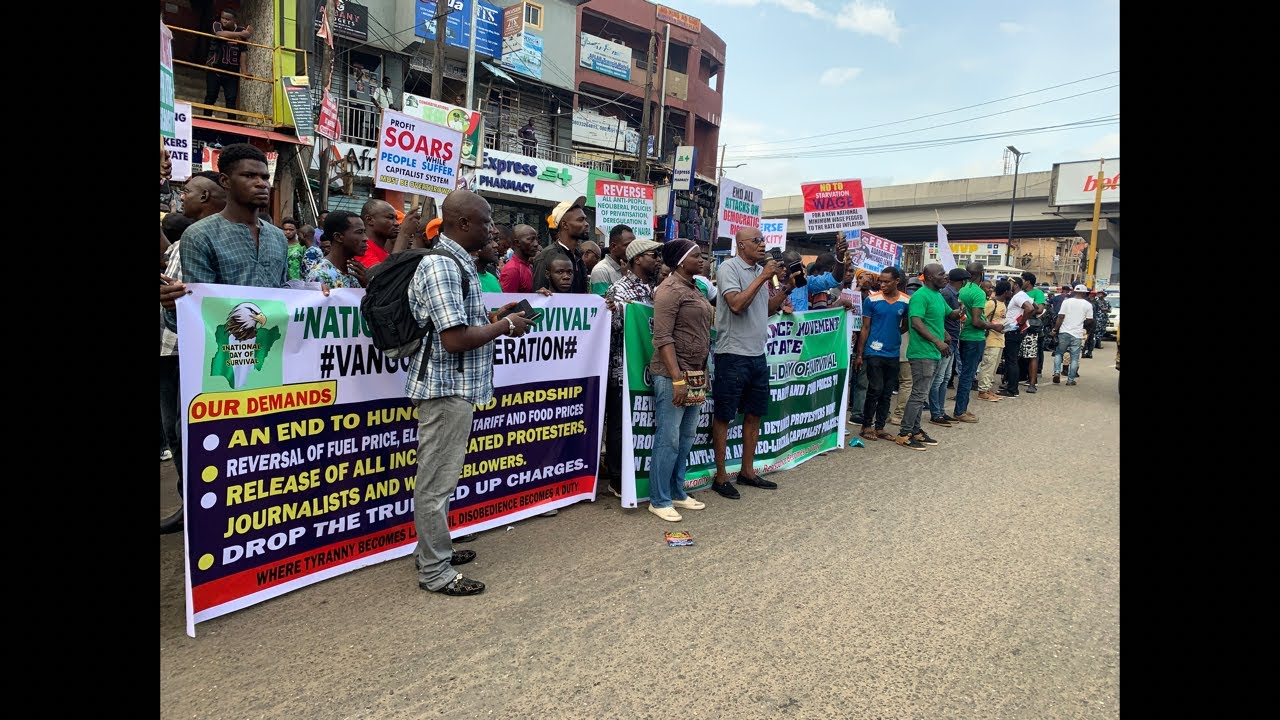 #FEARLESS IN OCTOBER PROTEST HAPPENING LIVE IN LAGOS - YouTube
