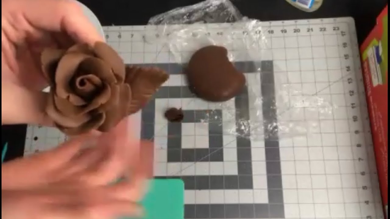 Caker 101 - Modelling Chocolate Roses - YouTube