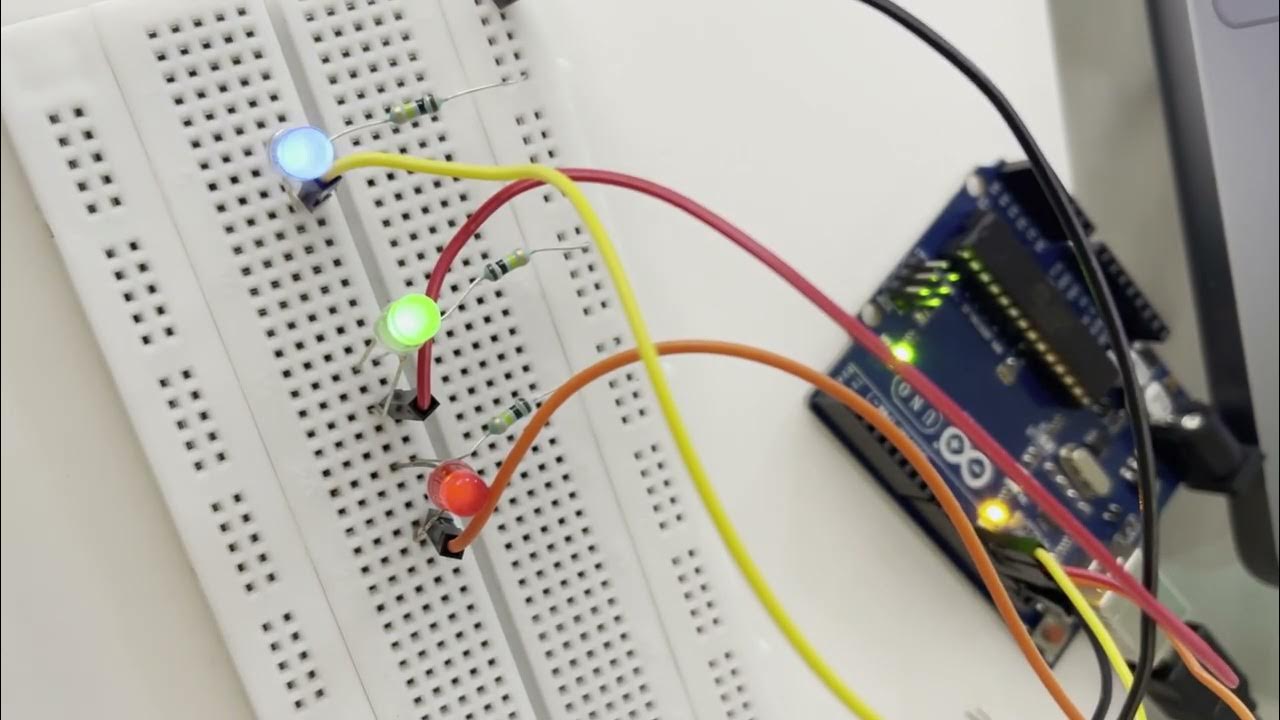 3 Blinking Lights Arduino - YouTube