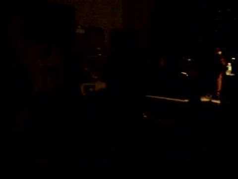 my broken e string - snap yo fingas