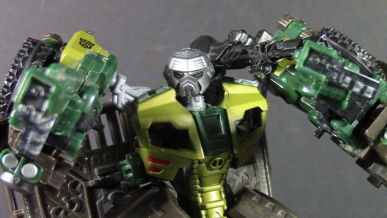 Transformers Revenge of the Fallen Deluxe Class Brawn - YouTube