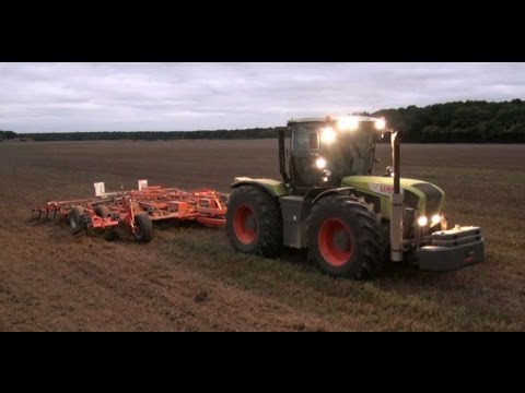 Claas Xérion - Day and night - YouTube