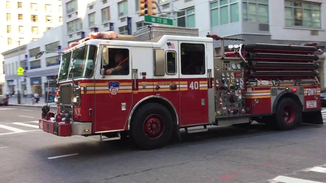 FDNY ENGINE 40 RESPONDING, WITH A BIT OF AIR HORN AND WAVE FOR ME, ON ...