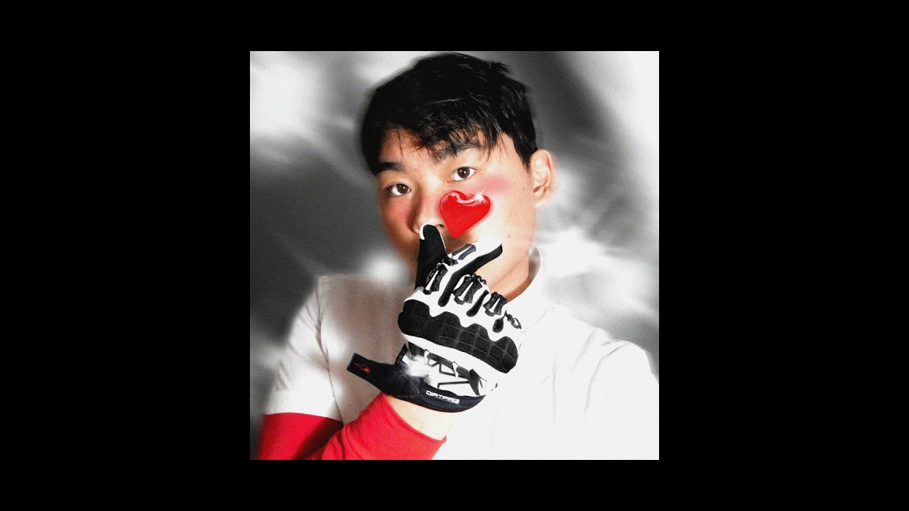 heart racer (Official Audio) - YouTube