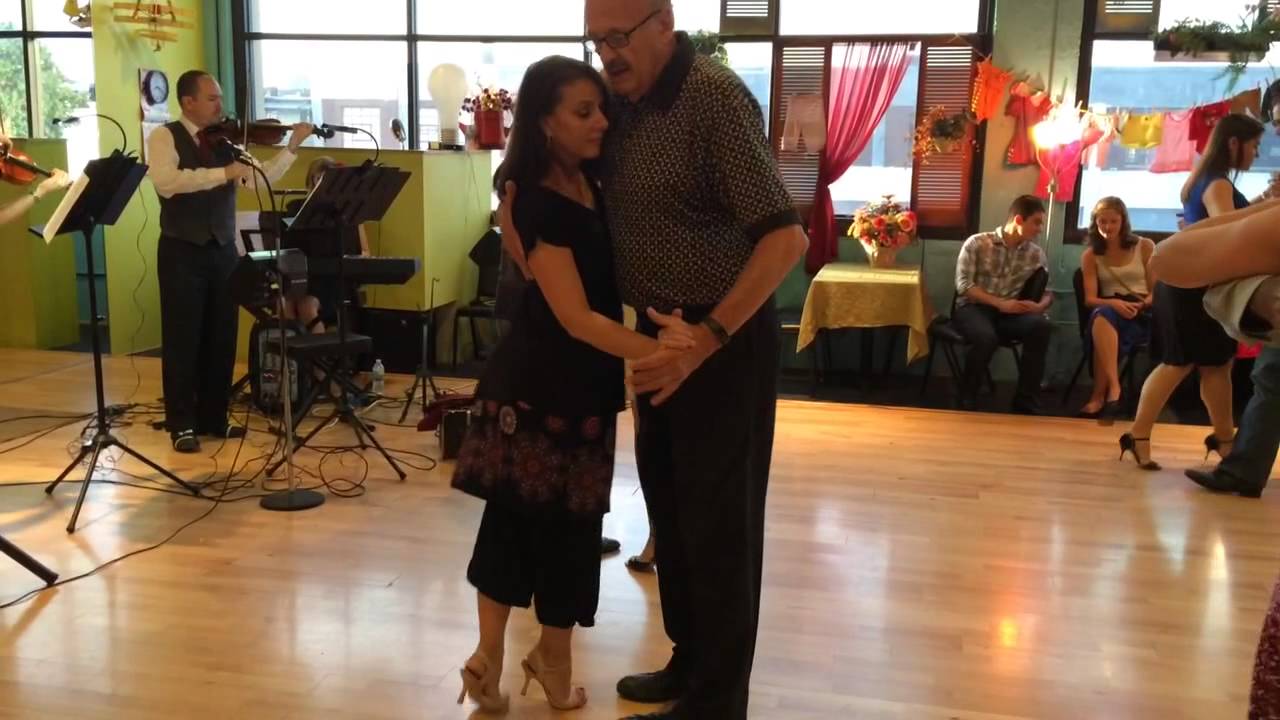 Cuarteto Bravo at Riolo Dance Studio - YouTube