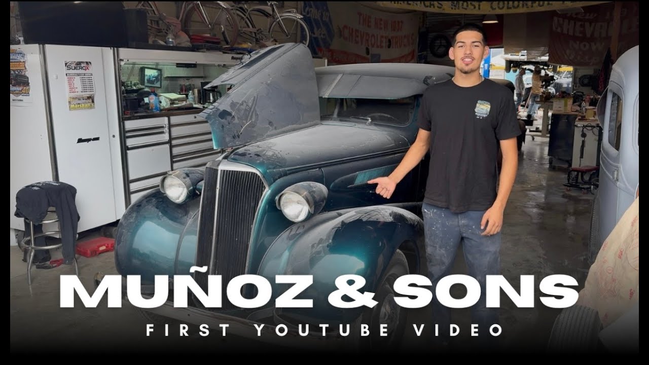 First Ever Youtube Video - YouTube