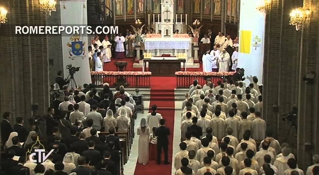 Pope prays for Cardinal Filoni's mission in Iraq | Pope - YouTube