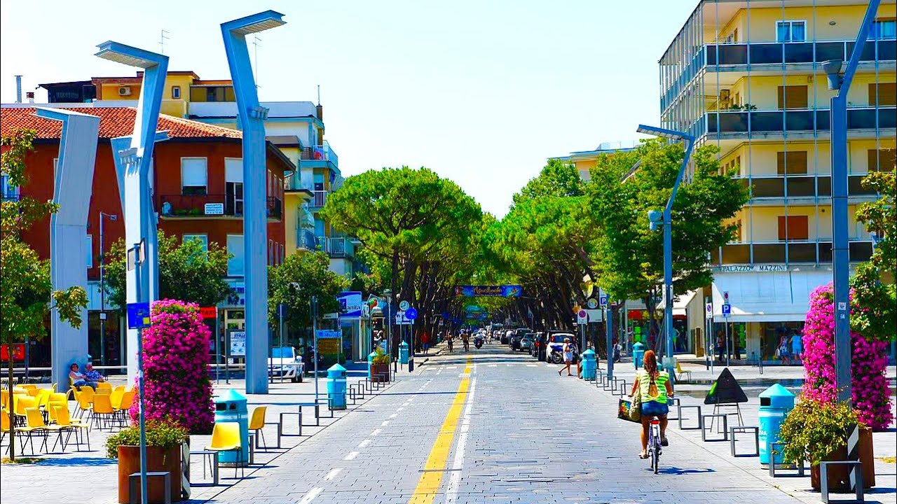 Lido Di Jesolo City Driving, Italy, 30 June 2023, 4K - YouTube
