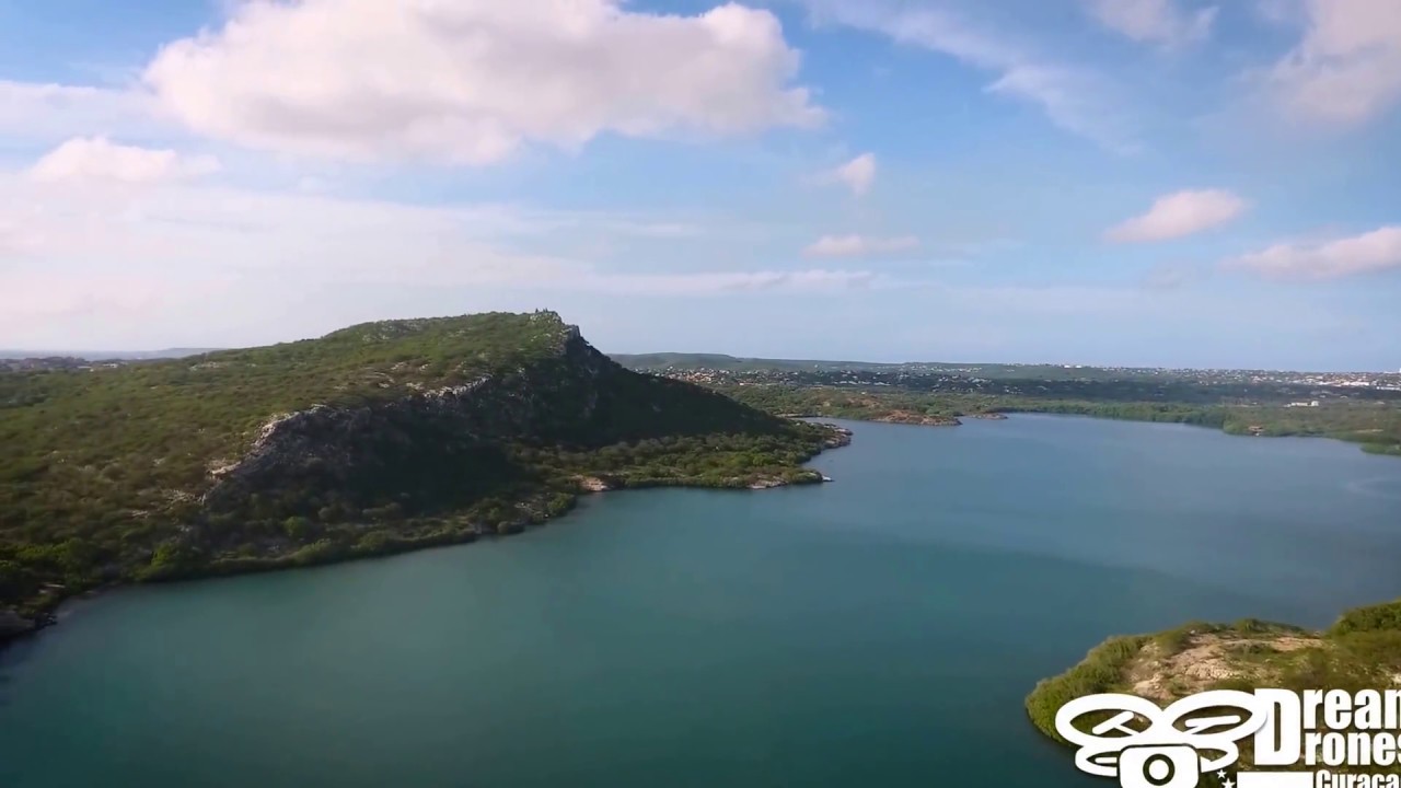 Drone video Piscadera bay Curacao - YouTube