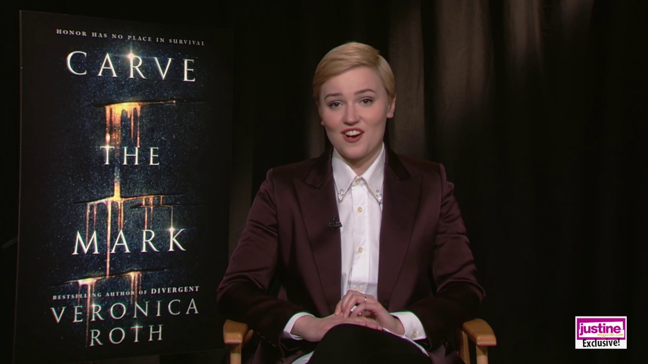 Veronica Roth Talks "Carve the Mark" - YouTube