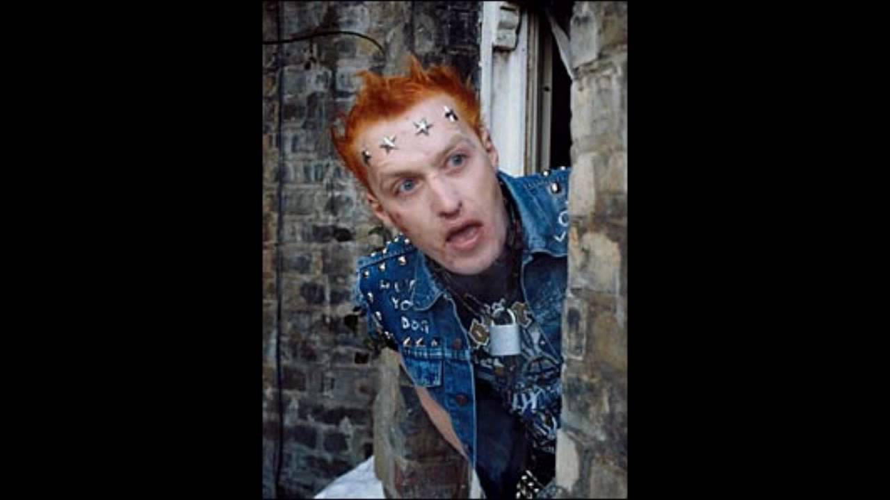 ADRIAN EDMONDSON VERY METAL TATTOO VYVYAN - YouTube