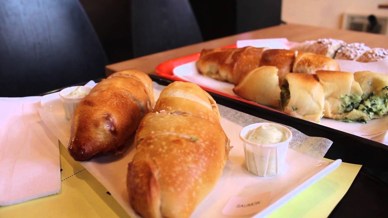 Deliciosos Cachitos en Montreal - YouTube