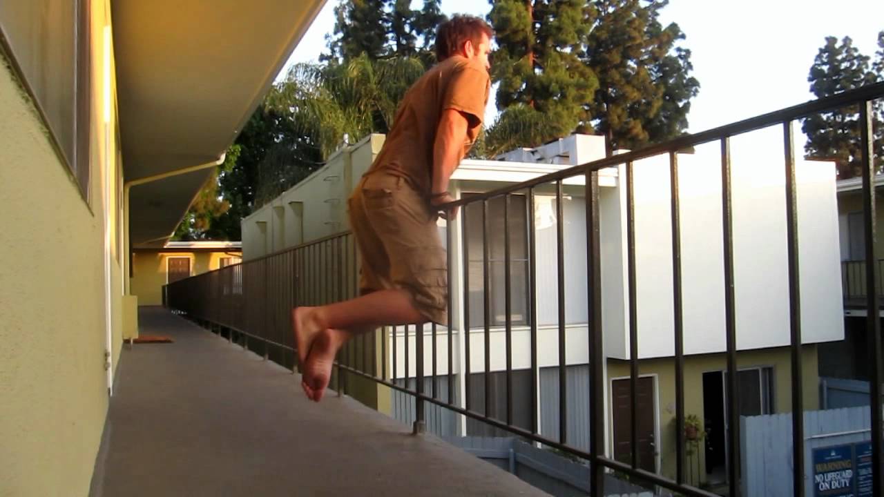 Single Bar Dips - YouTube