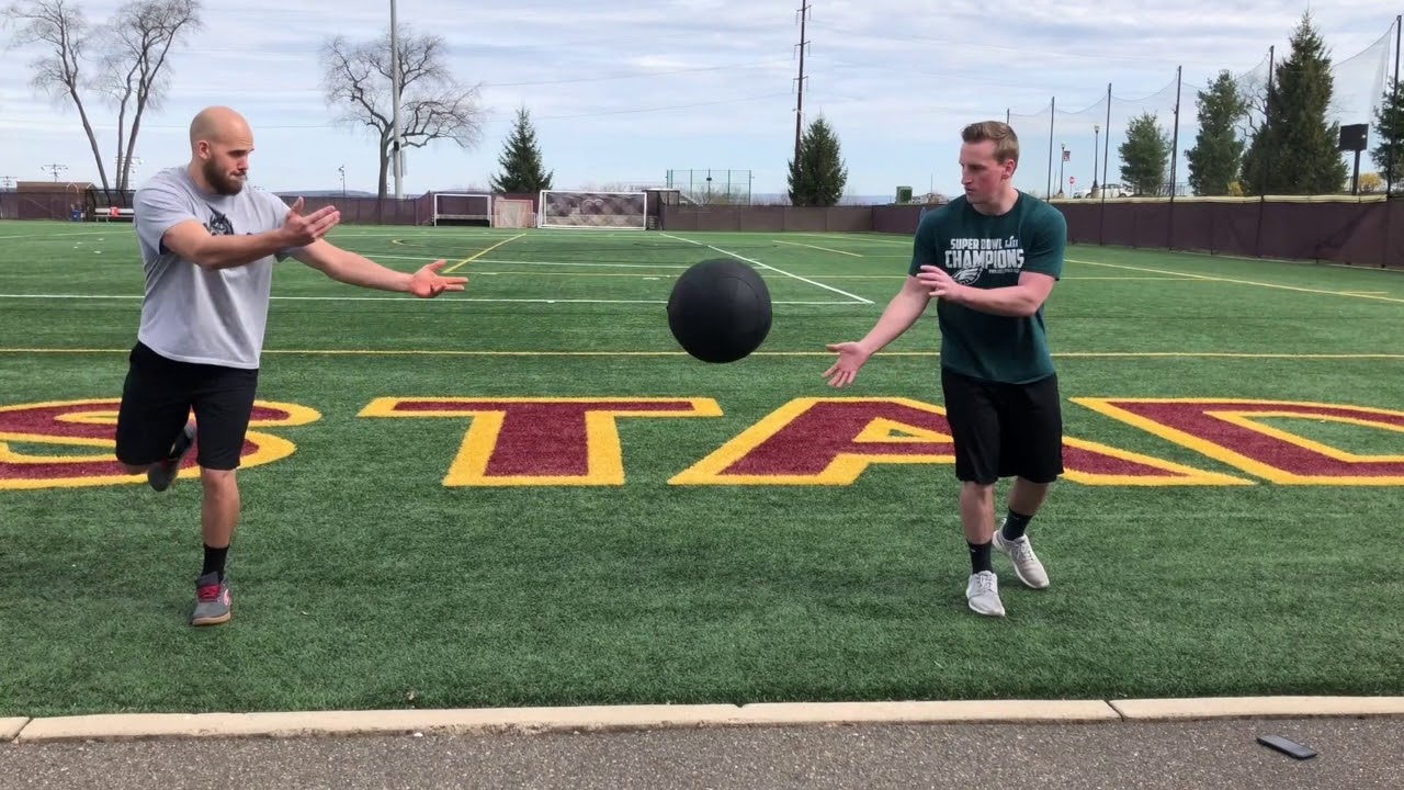 MED BALL SINGLE LEG LATERAL HIP TOSS - YouTube