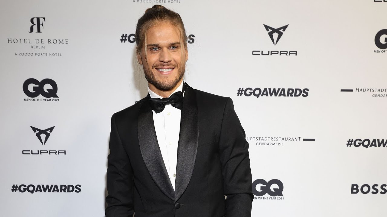 "Freue mich": Rúrik Gíslason schwärmt von "Let's Dance"-Tour - YouTube