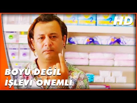 Tatlı Şeyler | Eczaneden Fitil Alma Sahnesi | Türk Komedi Filmi