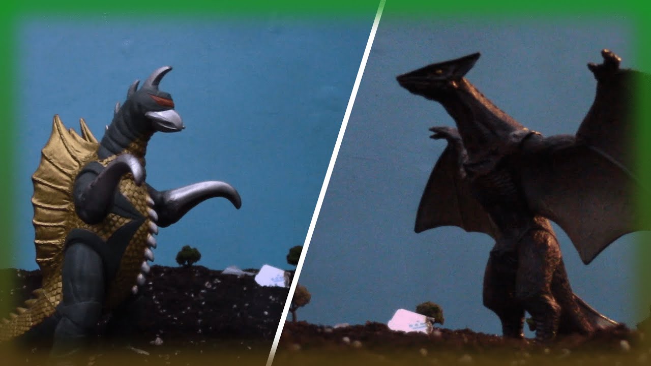 GIGAN VS. GYAOS -Short Battle - YouTube