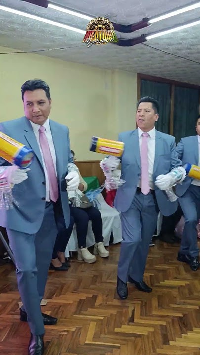 Presentación de invitación de la Fraternidad Morenada Eloy Salmón de los Señores Maquineros ...