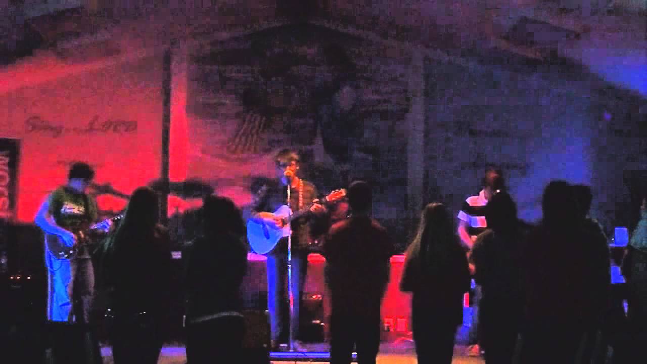 "Never Relent" Leads in Worship at West Vanceboro Church of God - YouTube