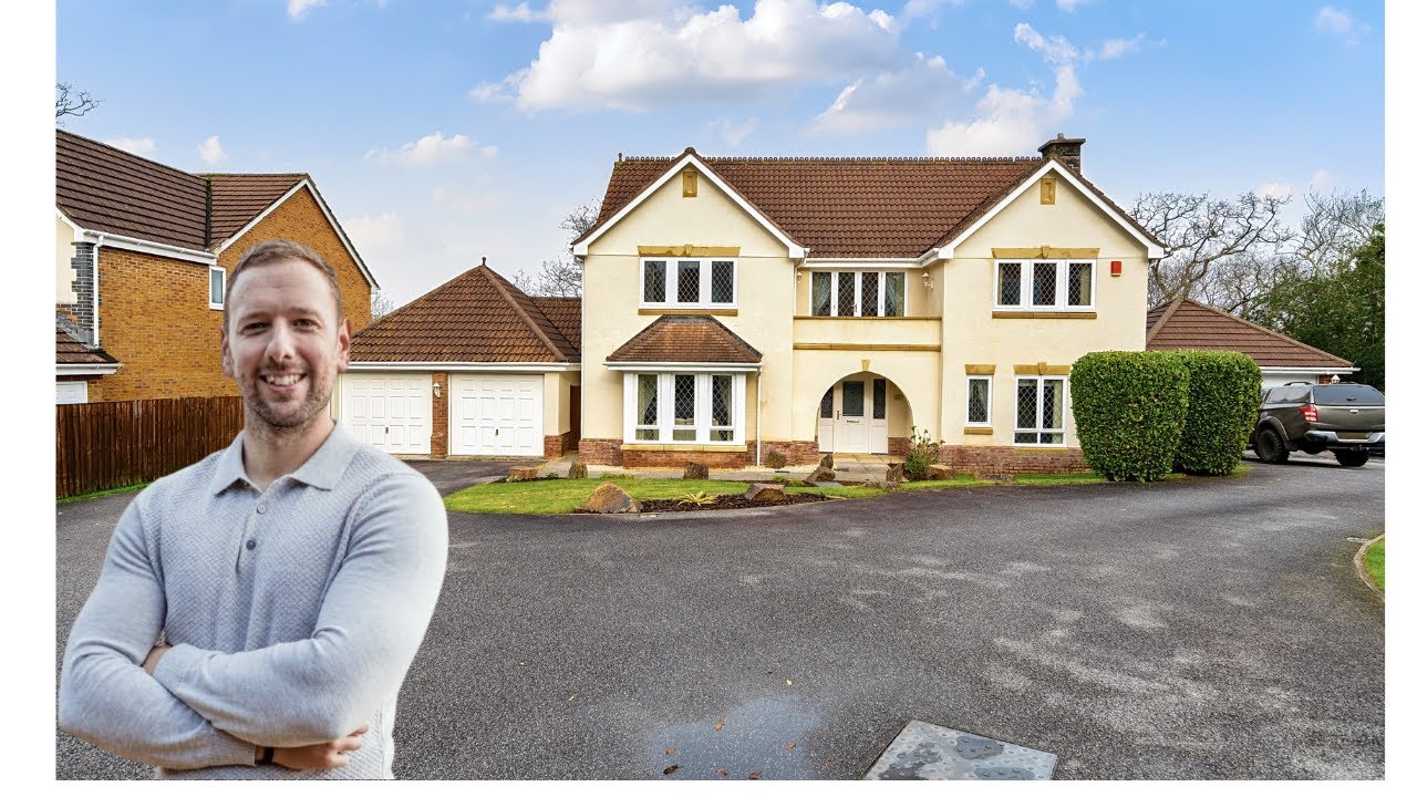 Wheal Regent Park Carlyon Bay - presented Video Tour - YouTube