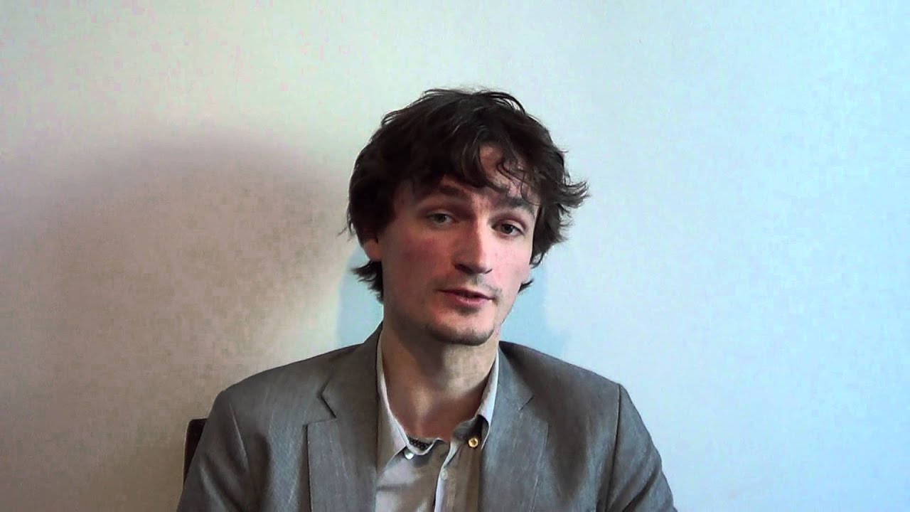 Maciej Markowski (Redaktor naczelny magazynu OFFICE) - YouTube