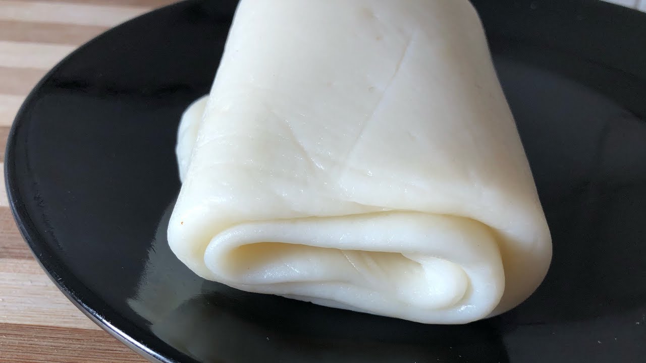 How to roll swallow (poundo yam) - YouTube