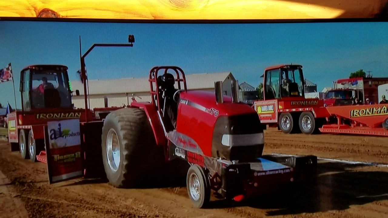 Ulmer pulling - YouTube