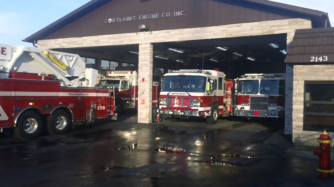 Montrose NY Engine 122 Pulling Out - YouTube