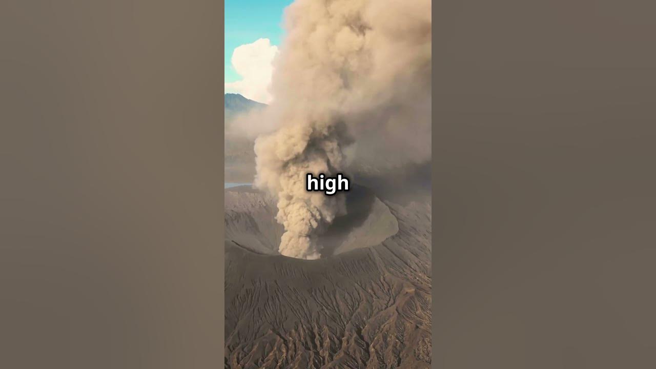 Today in History - August 24 79 AD: Eruption of Mount Vesuvius - YouTube